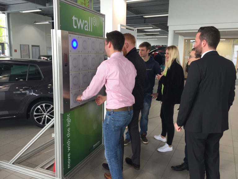 twall 16 Reaktionswand mieten | interaktives Spielmodul